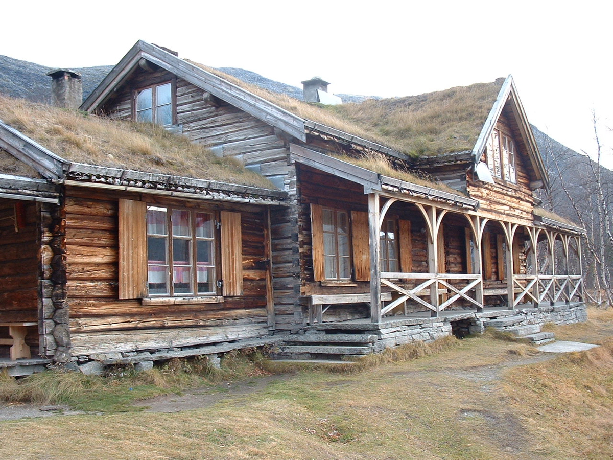 Lort-Phillips - Naturforsker, laksefisker og byggherre - DigitaltMuseum