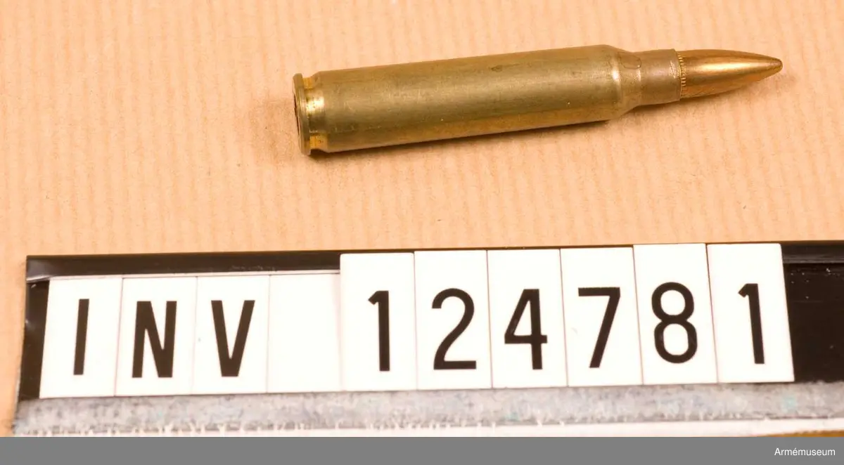 5,56 mm patron -Armémuseum / DigitaltMuseum