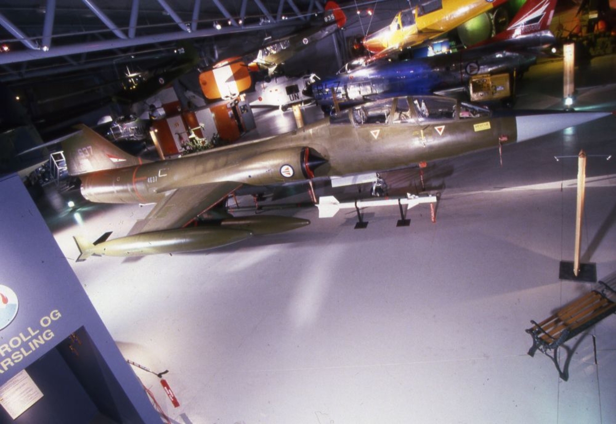 Ett fly: Lockheed CF-104 Starfighter), amerikank en seter jagerfly ...