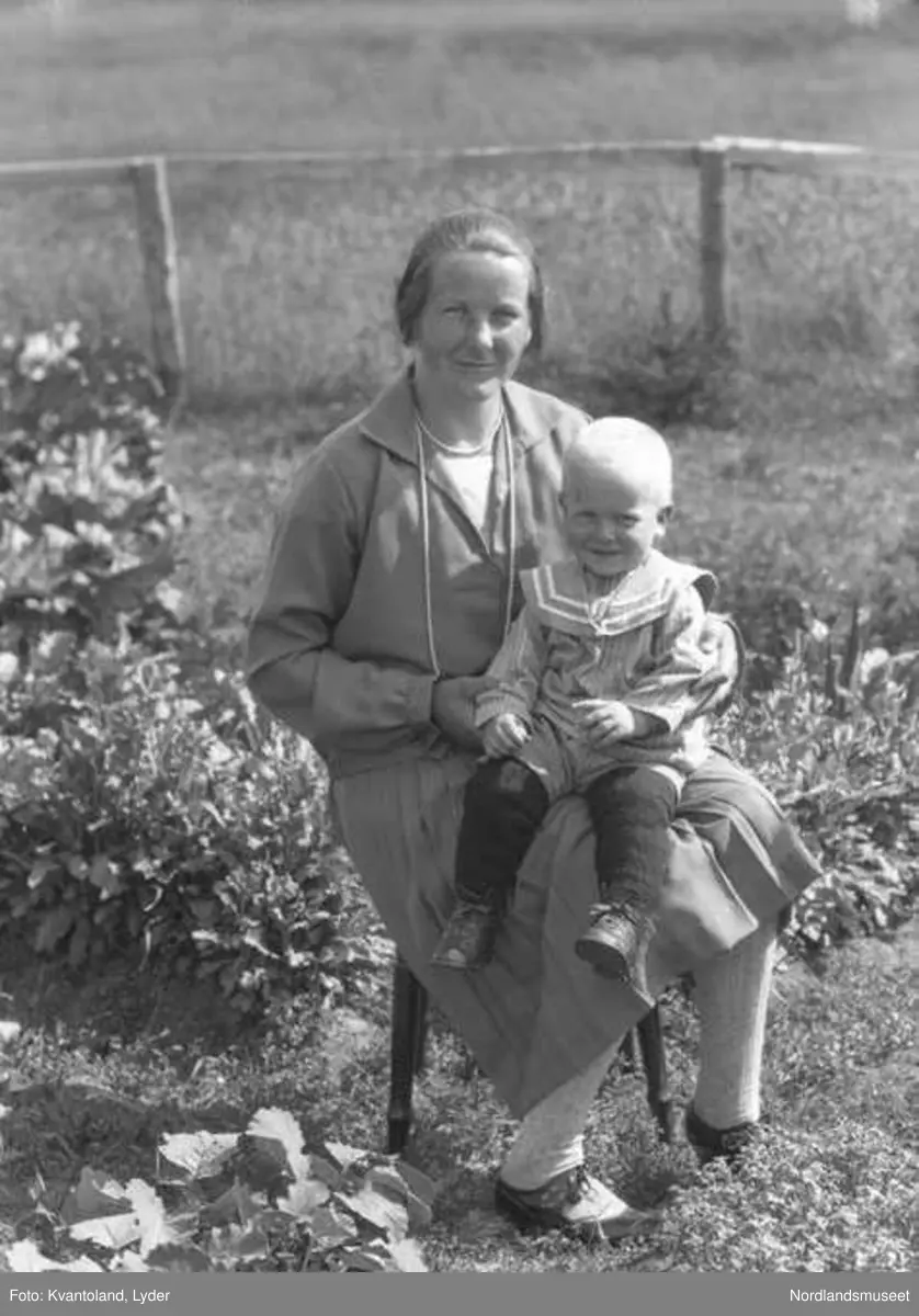Kvantolands protokoll: Lotte Simonsen, Kobvatn med barnet ...