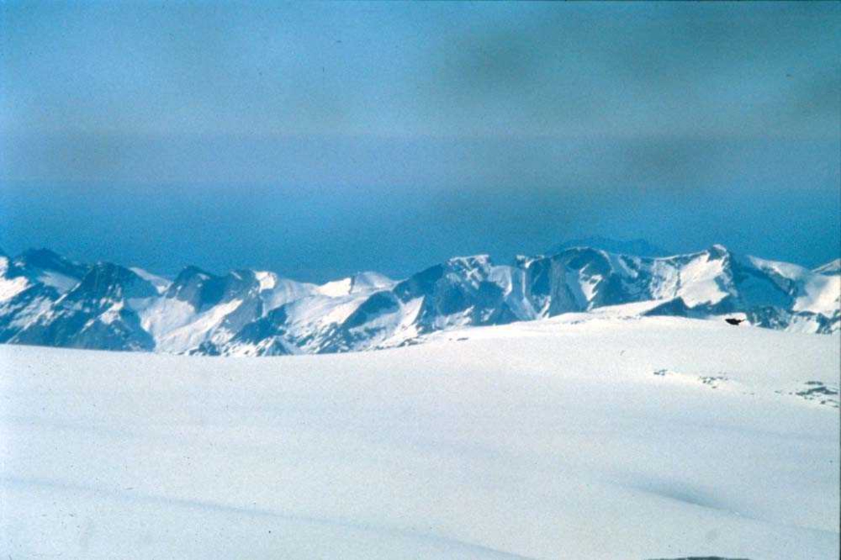 Landskap. Isbre og fjelltopper. Ett sted på Vestlandet. -Norsk ...