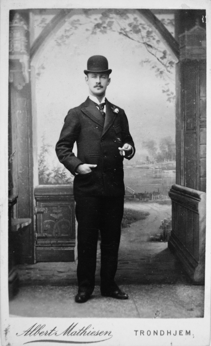 Christian Thams -Sverresborg Trøndelag Folkemuseum / DigitaltMuseum