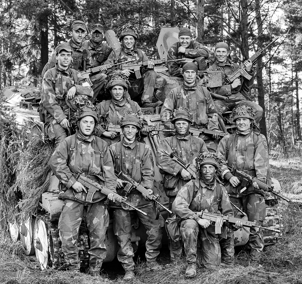 Sörmlandsbrigaden. Pvrbbv 551 -Arsenalen / DigitaltMuseum