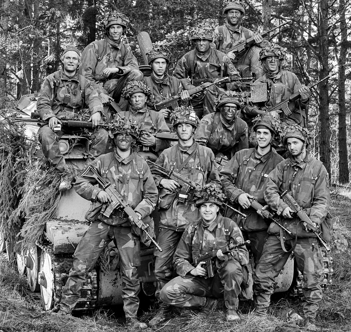 Sörmlandsbrigaden. Pvrbbv 551 -Arsenalen / DigitaltMuseum