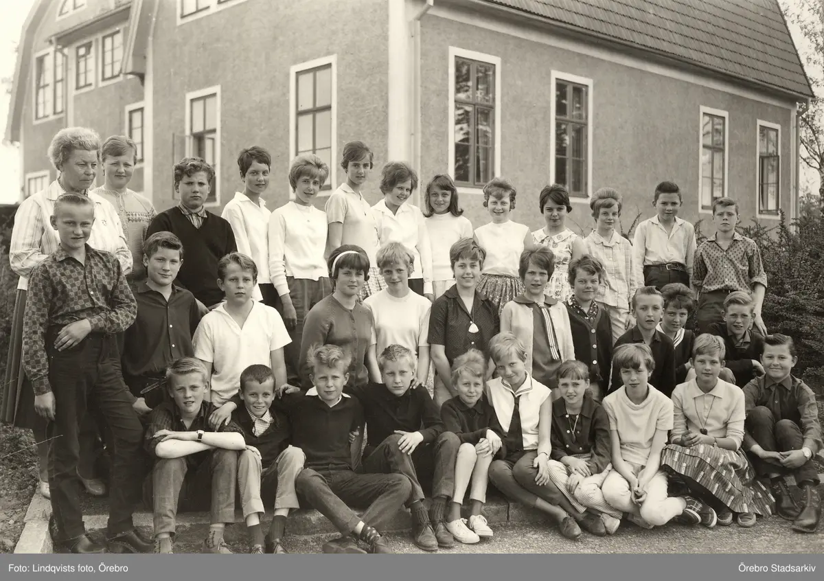 Skolklass på Hagaby skola, 1960-tal -Örebro Stadsarkiv / DigitaltMuseum