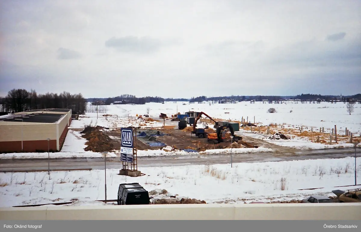 Byggnation i Vivalla företagsby, Boglundsängen, 1980-tal -Örebro ...