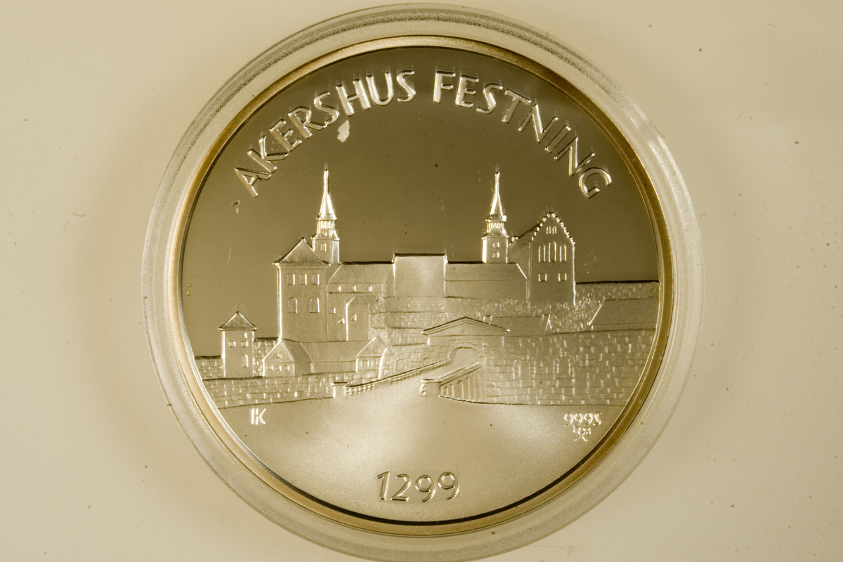 Medalje -Universitetsmuseet i Bergen, Mynt- og Medaljebasen / DigitaltMuseum