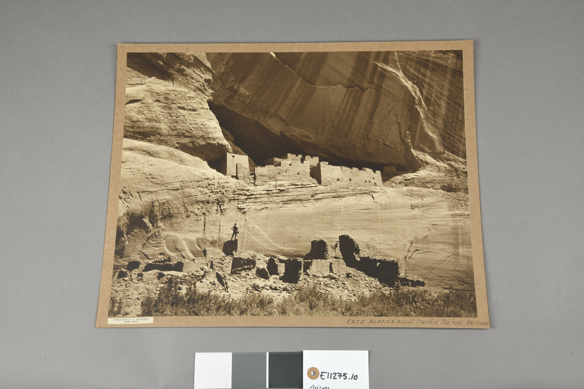Etnografisk samling gjenstandsfoto -Universitetsmuseet i Bergen ...