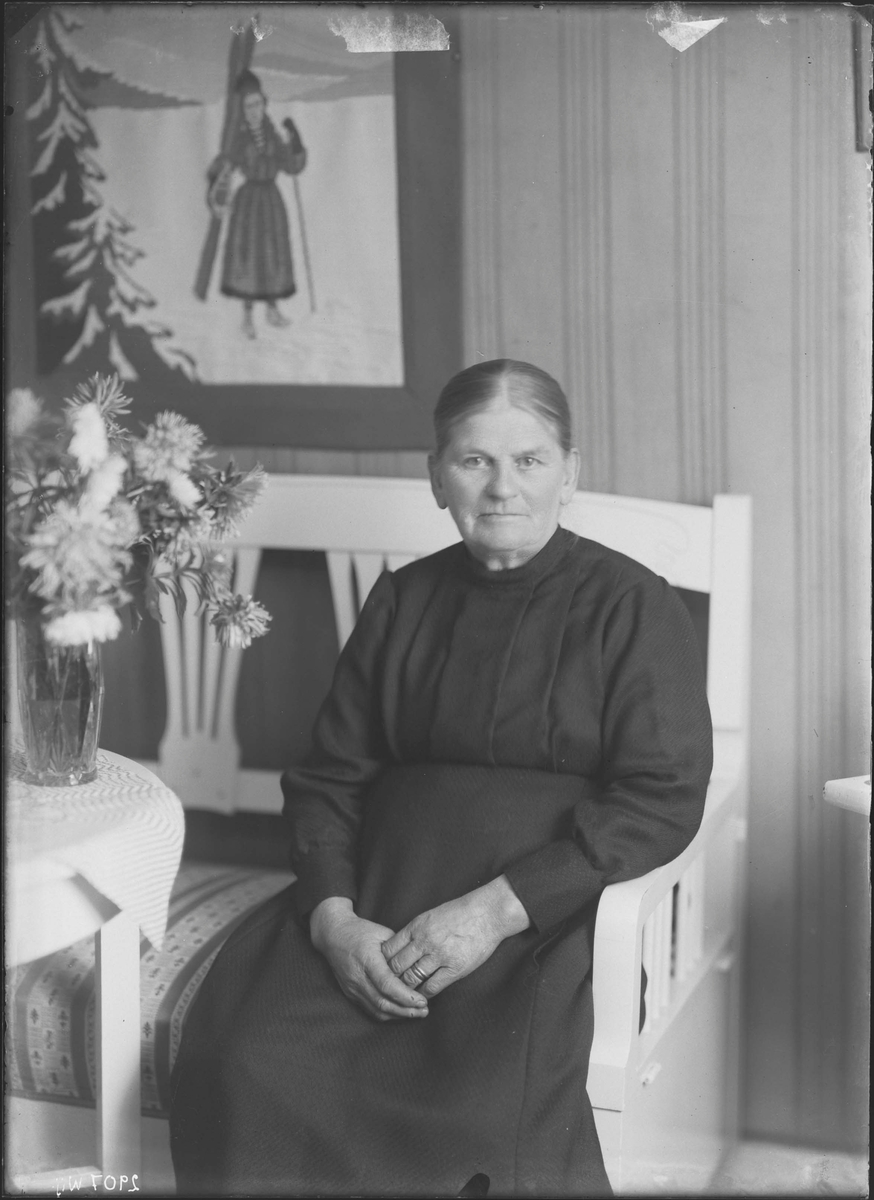 Handlerskan Vallin på Kyrkbyn i Irsta -Västerås Stadsarkiv / DigitaltMuseum