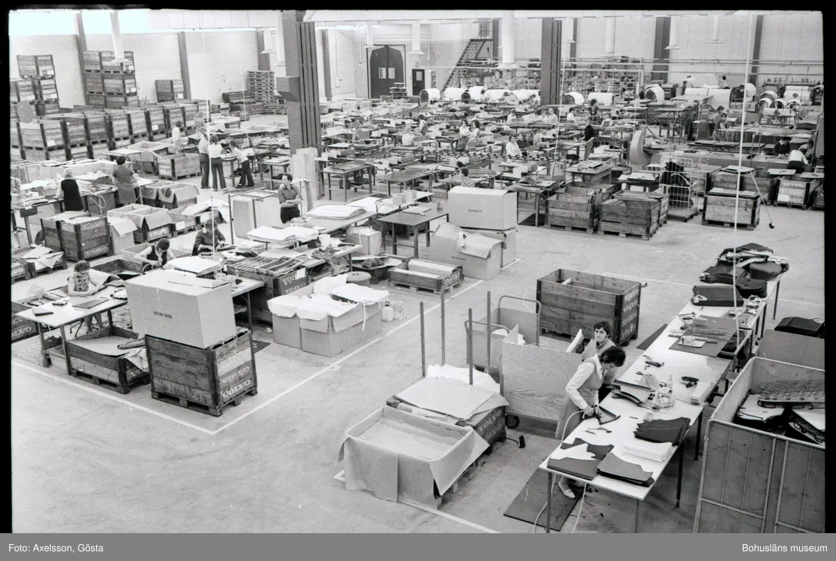 Invigning av Volvos nya fabrik, Färgelanda. / GT+HT -Bohusläns museum / DigitaltMuseum