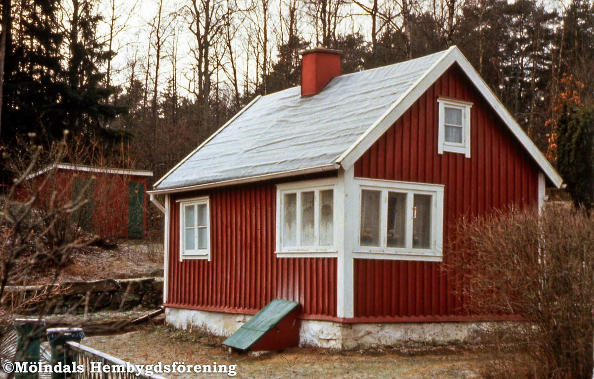 Baddans hus i Balltorp, Mölndal, år 1980. Detta hus ligger söder om ...
