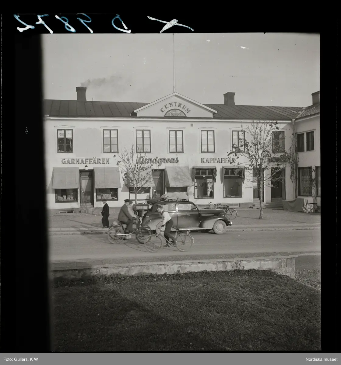 "Sveriges största by blir köping" bildreportage i tidningen Se nr 48 ...