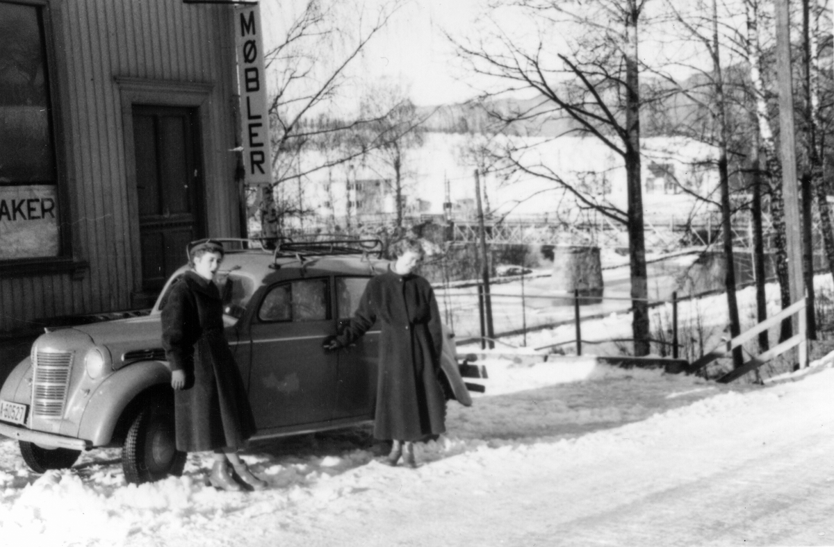 Borgersen Møbler -Kongsberg Historielag / DigitaltMuseum