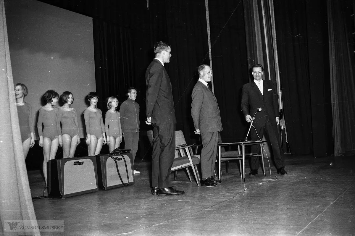 "januar 1967"."Kyrkjekjelleren"."Åge Storhaug".(Om Ludvig Stornes se ...