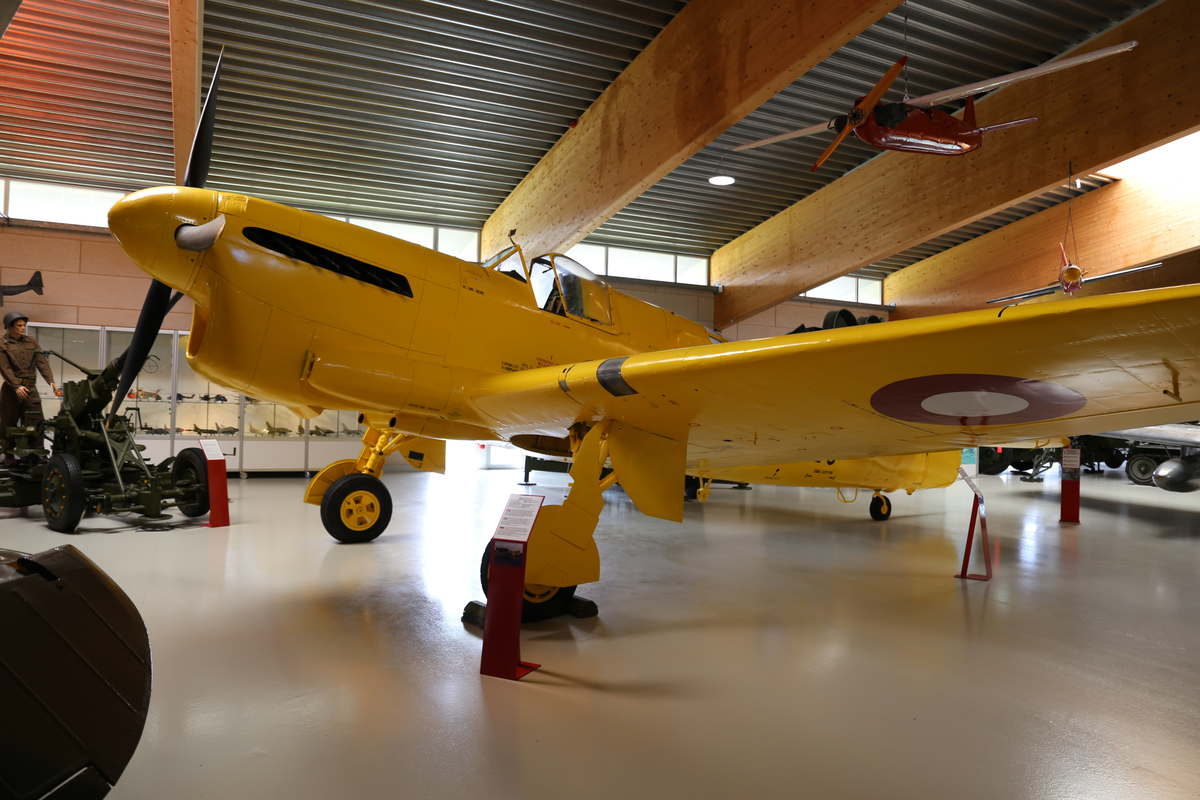 Flygplan -Flygvapenmuseum / DigitaltMuseum