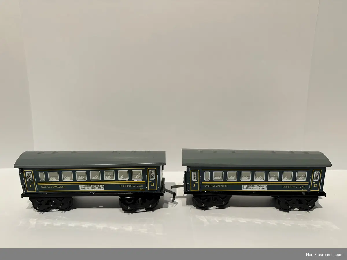 Tog -Norsk barnemuseum / DigitaltMuseum