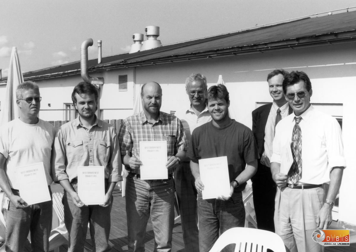 Pris för bästa kvalitetsprojekt 1994(Ericsson Components). Främre raden ...