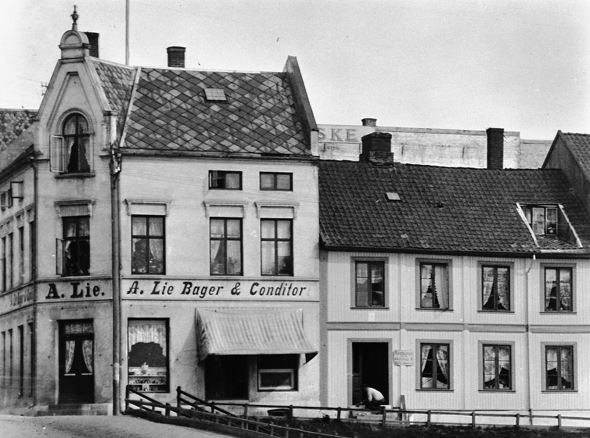 Hamar, Grønnegata 47, Østre torg. Bebyggelsen langs Grønnegata i Hamar ...