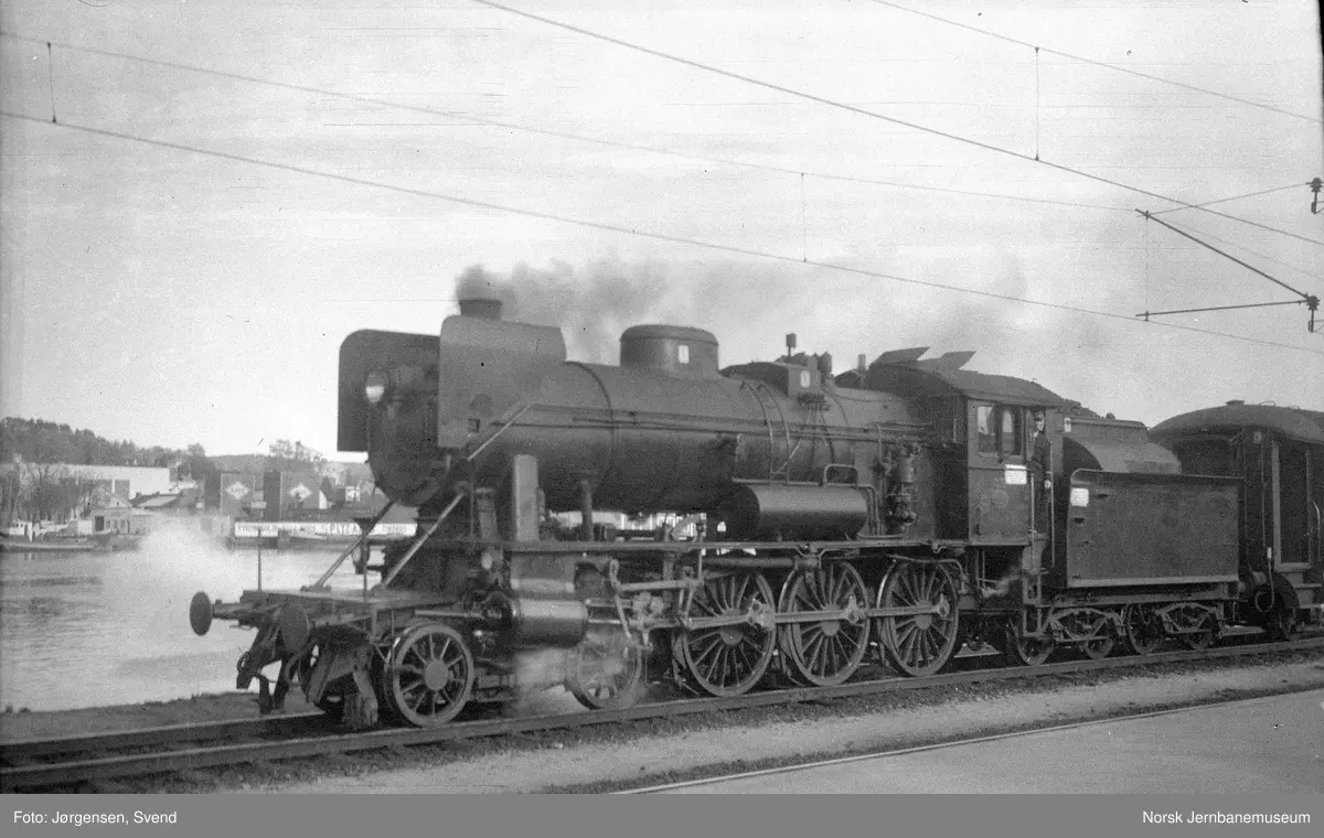 NSB damplokomotiv type 30a nr. 316 på Drammen stasjon -Norsk ...
