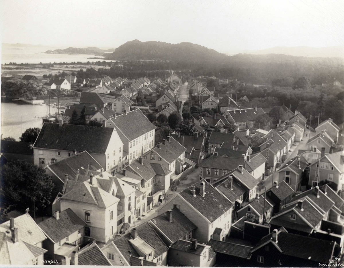 Oversiktbilde over Mandal, Mandal, Vest-Agder. Fotografert 1912. -Norsk ...