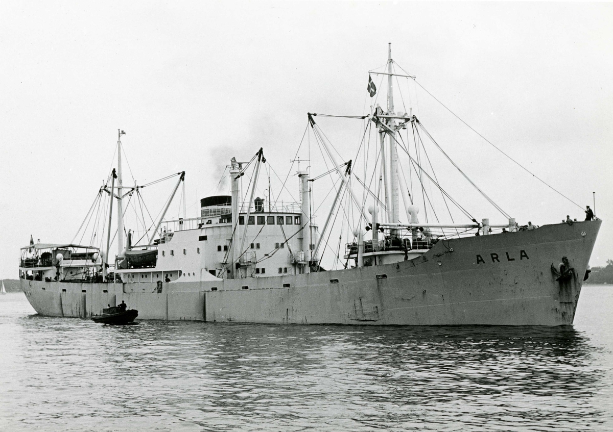 M/S Arla (Ex. Høegh Belle, Høegh Bell)(b.1948, A/B Lindholmens Varv ...