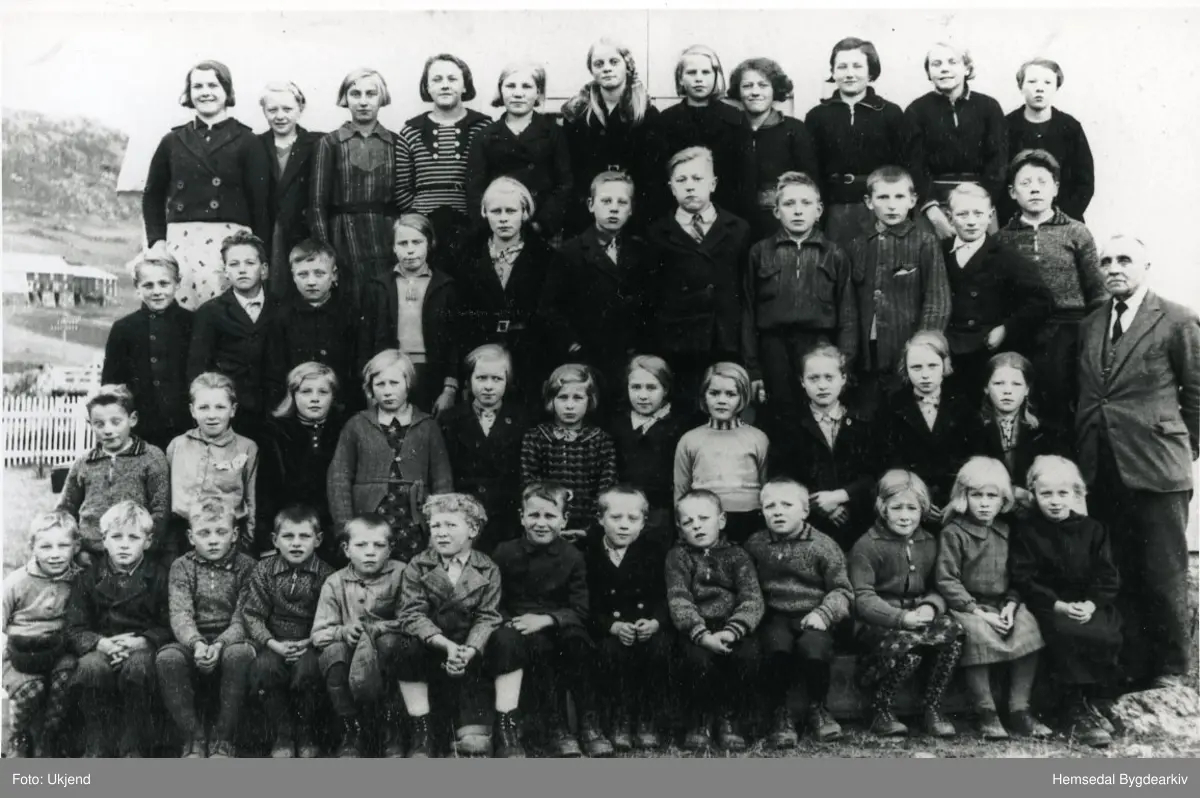 Tuv skule -Hemsedal Bygdearkiv / DigitaltMuseum