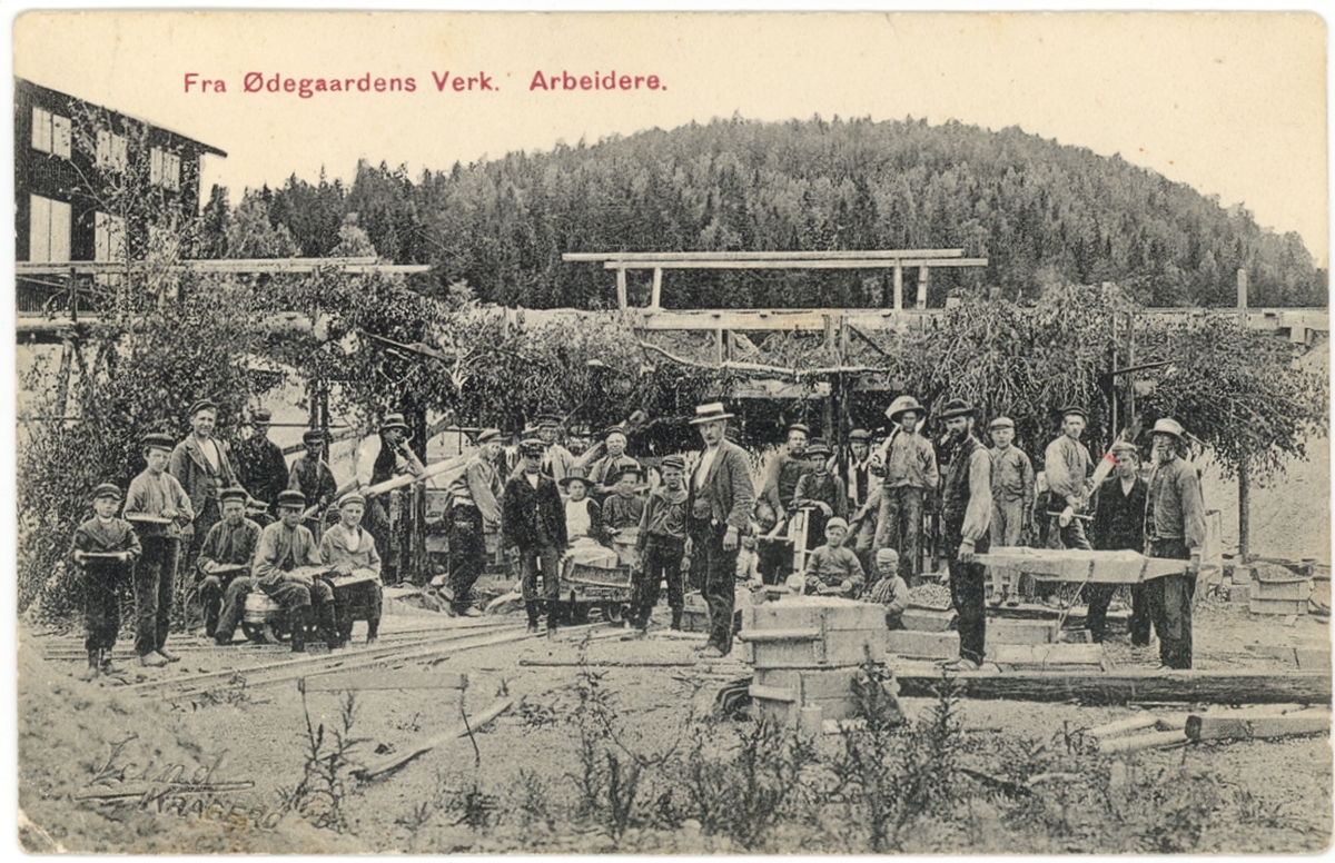 Fra Ødegaardens Verk. Arbeidere. -Telemark Museum / DigitaltMuseum