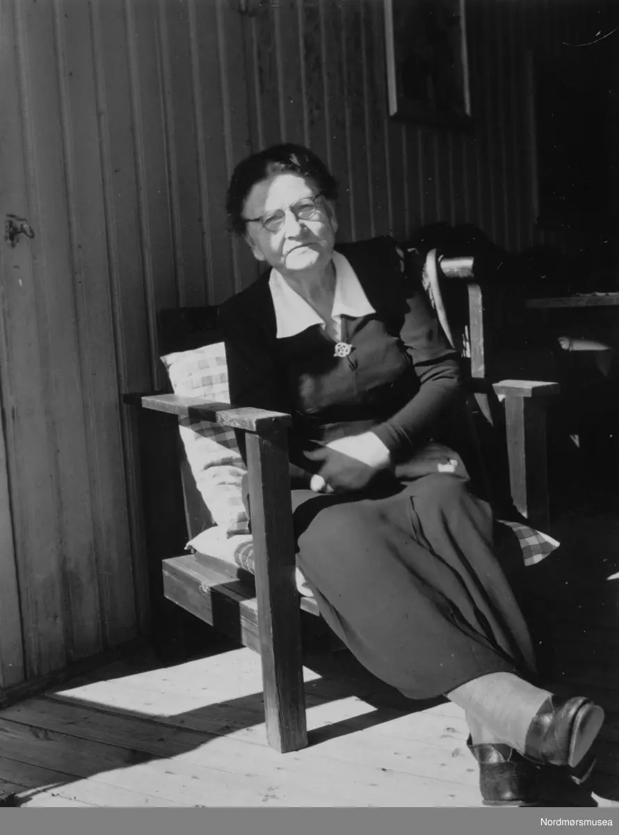 Josefa (Sefa) Eriksen, født Williamsen. 1872-1956. Bodde på Kongsberg ...