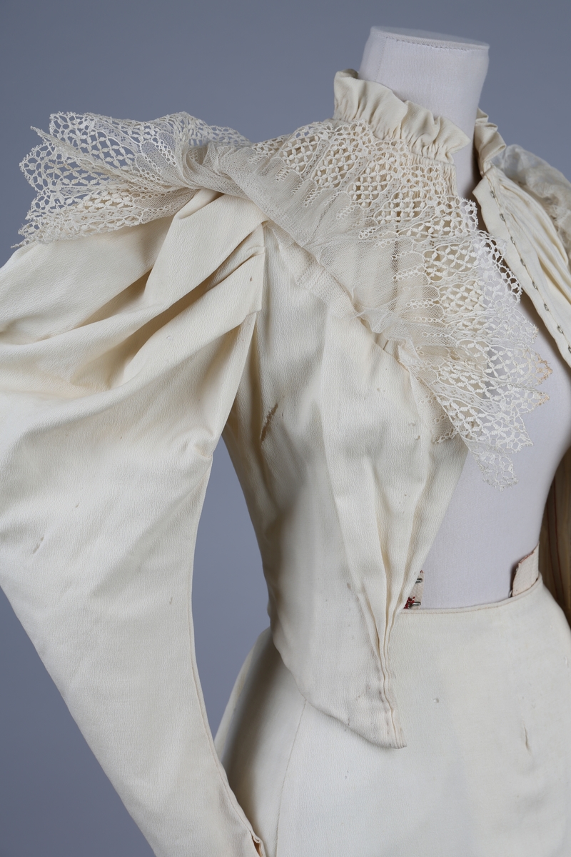 Kjole -Hordamuseet / DigitaltMuseum