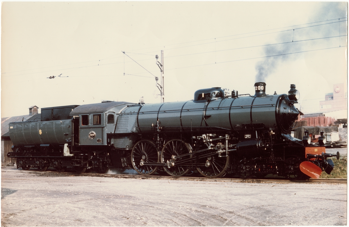 Statens Järnvägar, SJ F 1200. Profil foto på ånglok. -Järnvägsmuseet ...