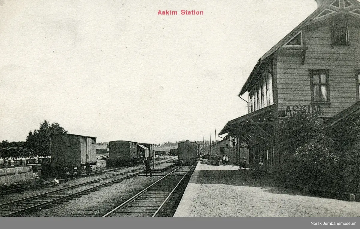Askim stasjon på Østfoldbanen -Norsk Jernbanemuseum / DigitaltMuseum