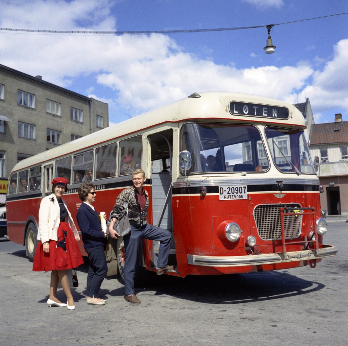 Hamar, Østre Torg, rutebilstasjonen, A/L Hamar og Omland Bilruter, HOB ...