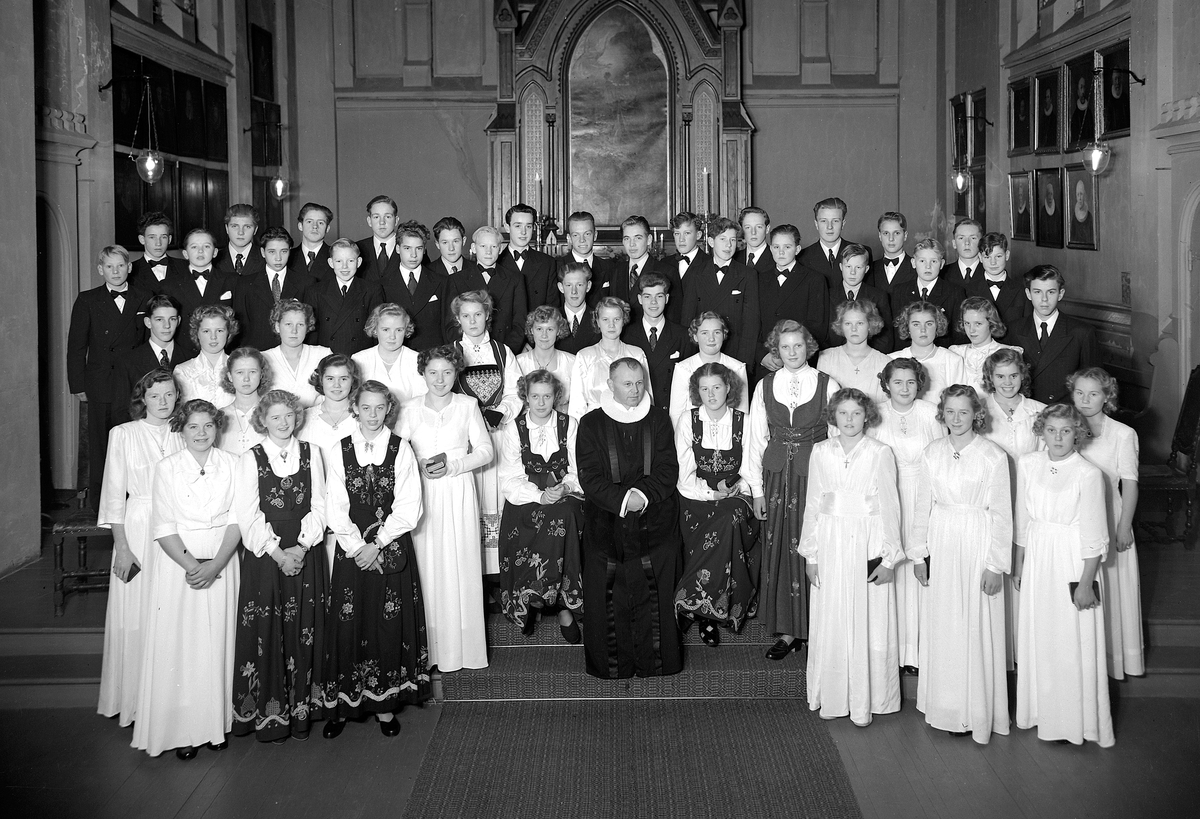 Vang H, Vang kirke, Konfirmasjon, 1949 -Anno Domkirkeodden / DigitaltMuseum