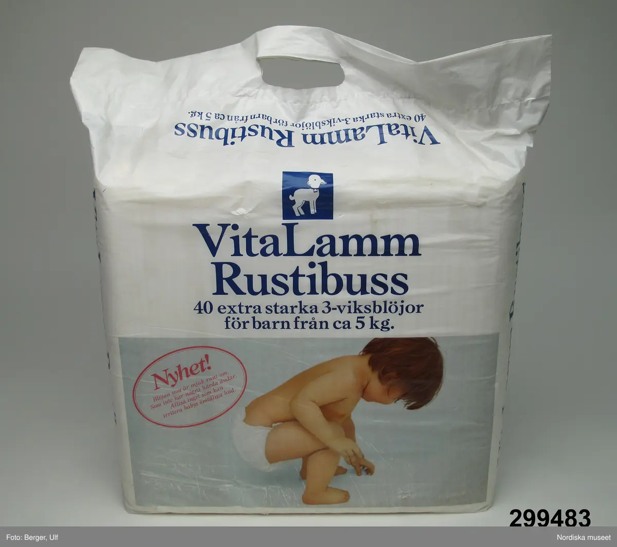 Blöjförpackning -Nordiska museet / DigitaltMuseum