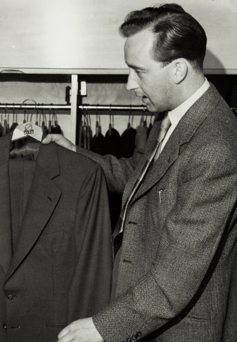 -Stor ståhei når han skal ivei.- -Jærmuseet / DigitaltMuseum