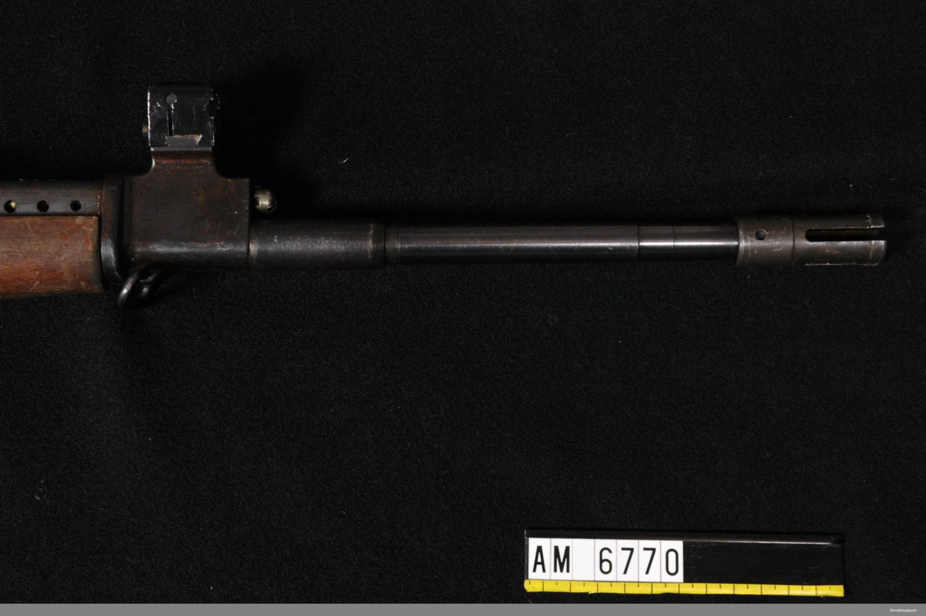 Automatkarbin fm/1961 -Armémuseum / DigitaltMuseum