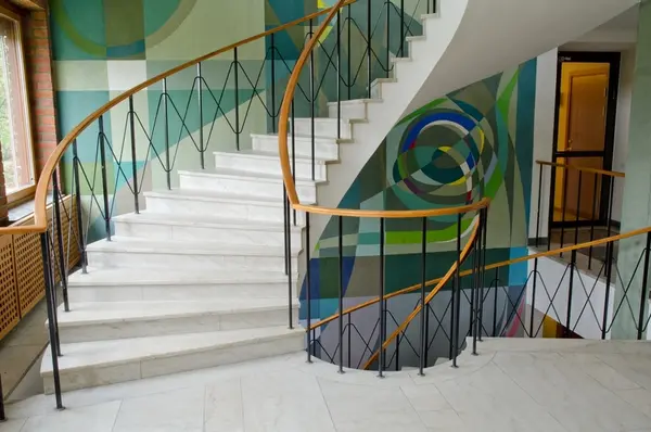 I en av AstraZenecas byggnader i Södertälje finns Karl Axel Pehrsons ...