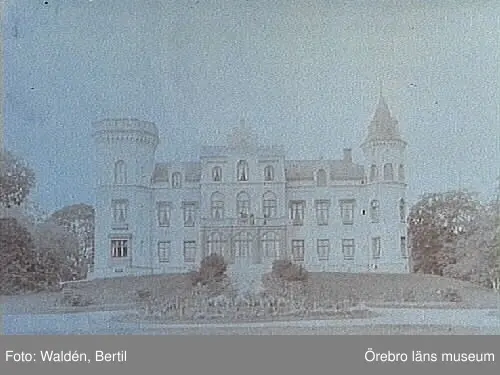 Boo Slott (Bo ?), exteriör. -Örebro läns museum / DigitaltMuseum