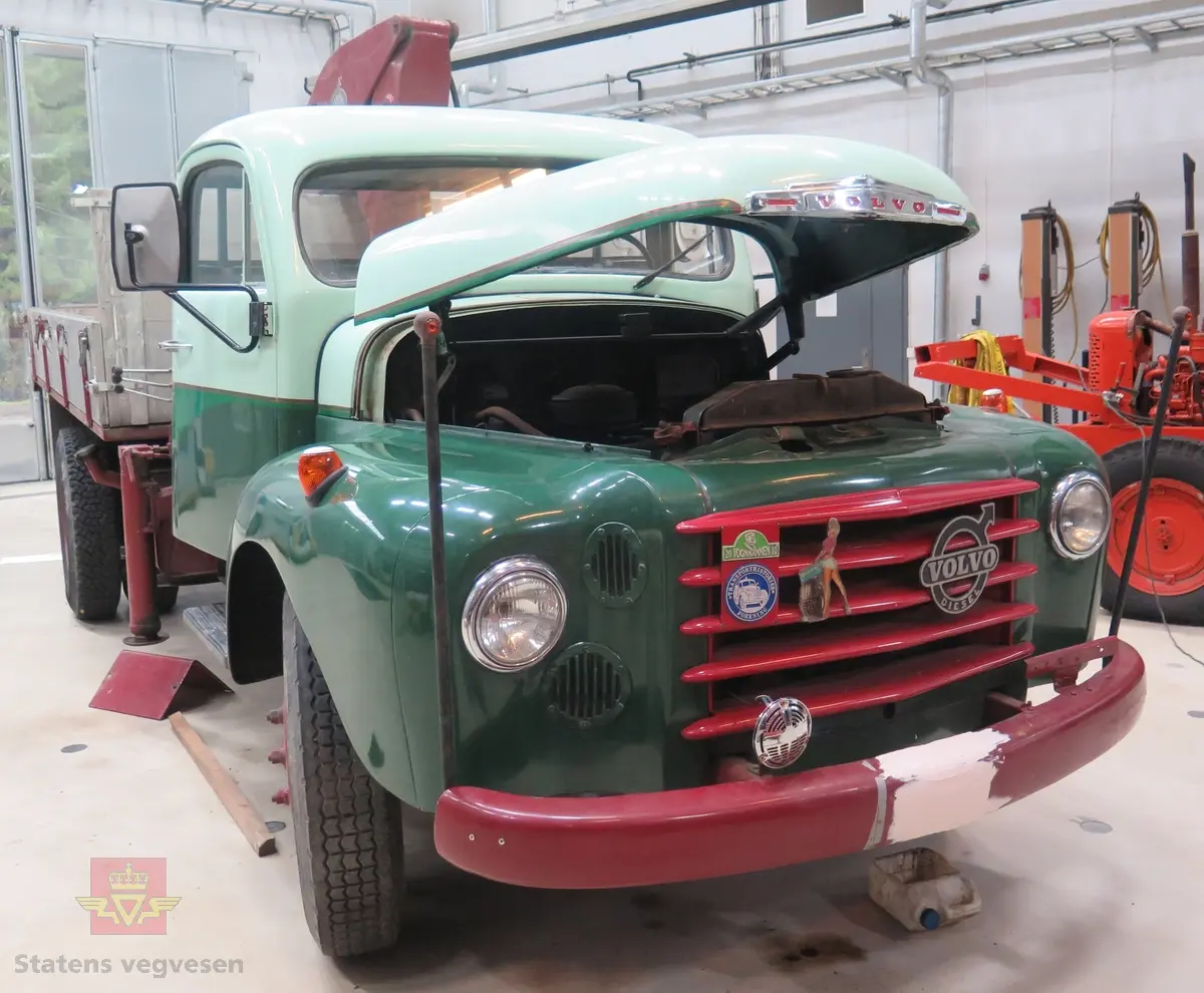 Lastebil -Norsk vegmuseum / DigitaltMuseum