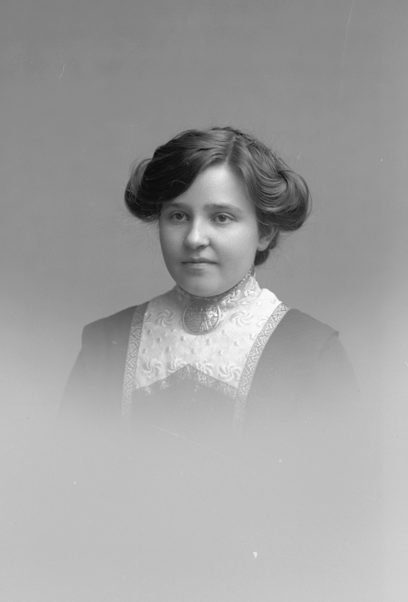 Maja Eriksson, Sänningsmur nr 1, Bomhus -Länsmuseet Gävleborg ...