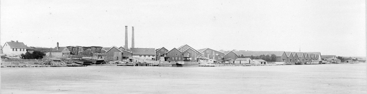 Lisleby Brug Lisleby Bruk Wiese Saga (annet navn for Lisleby Bruk) Før ...