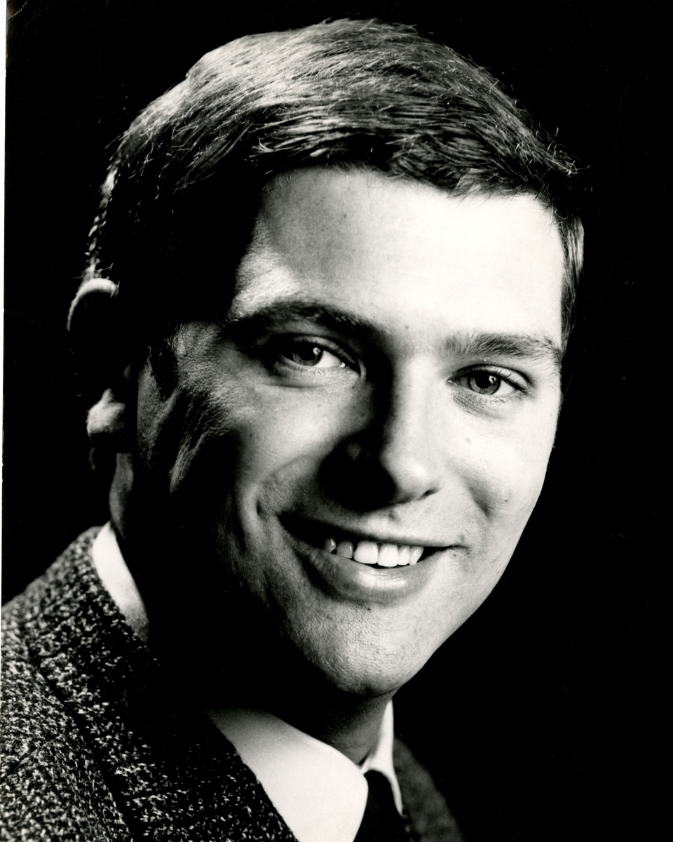 Fra Olaf T. Ranum's "kunstnervegg". Musiker John Wakefiled, antatt ...