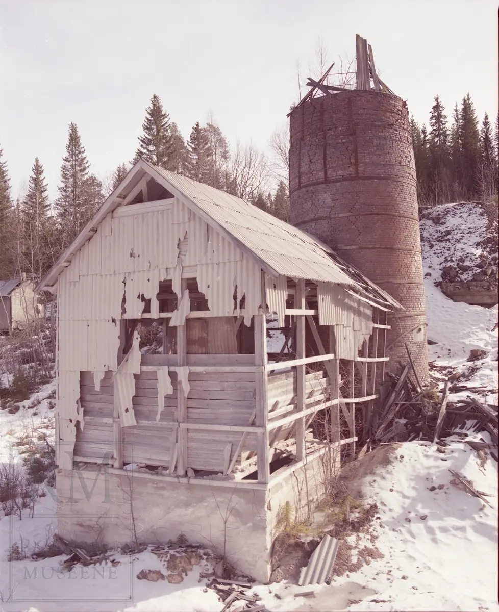 Kalkverket i Hallumsmarka på Kalvsjø. -Hadeland Folkemuseum ...