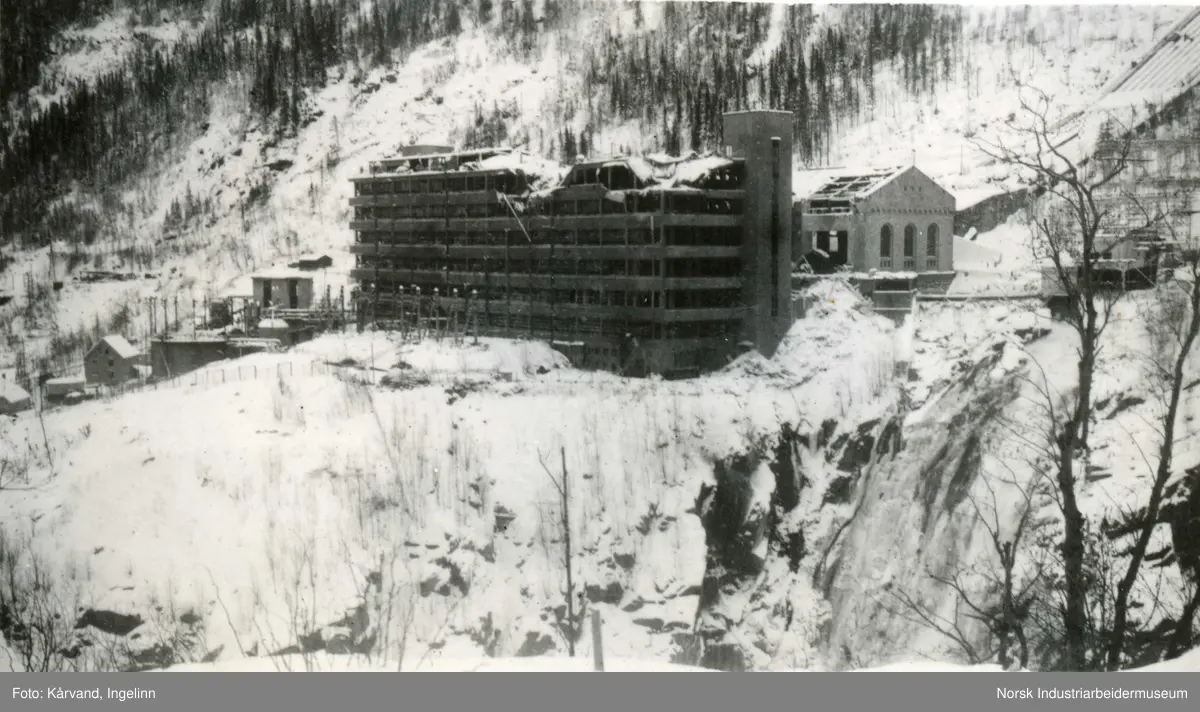 Bombenedslag Vemork 1943 -Norsk Industriarbeidermuseum / DigitaltMuseum