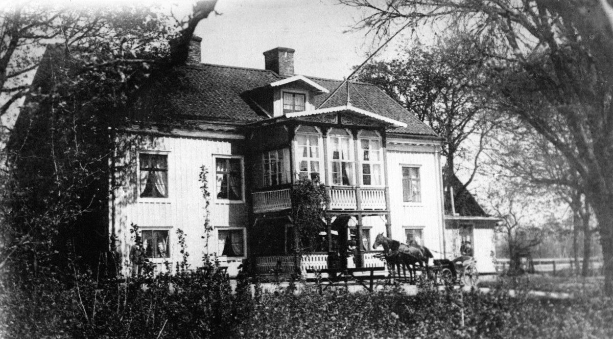 Tenhults herrgård, den gamla byggnaden uppförd på 1850-talet av ...