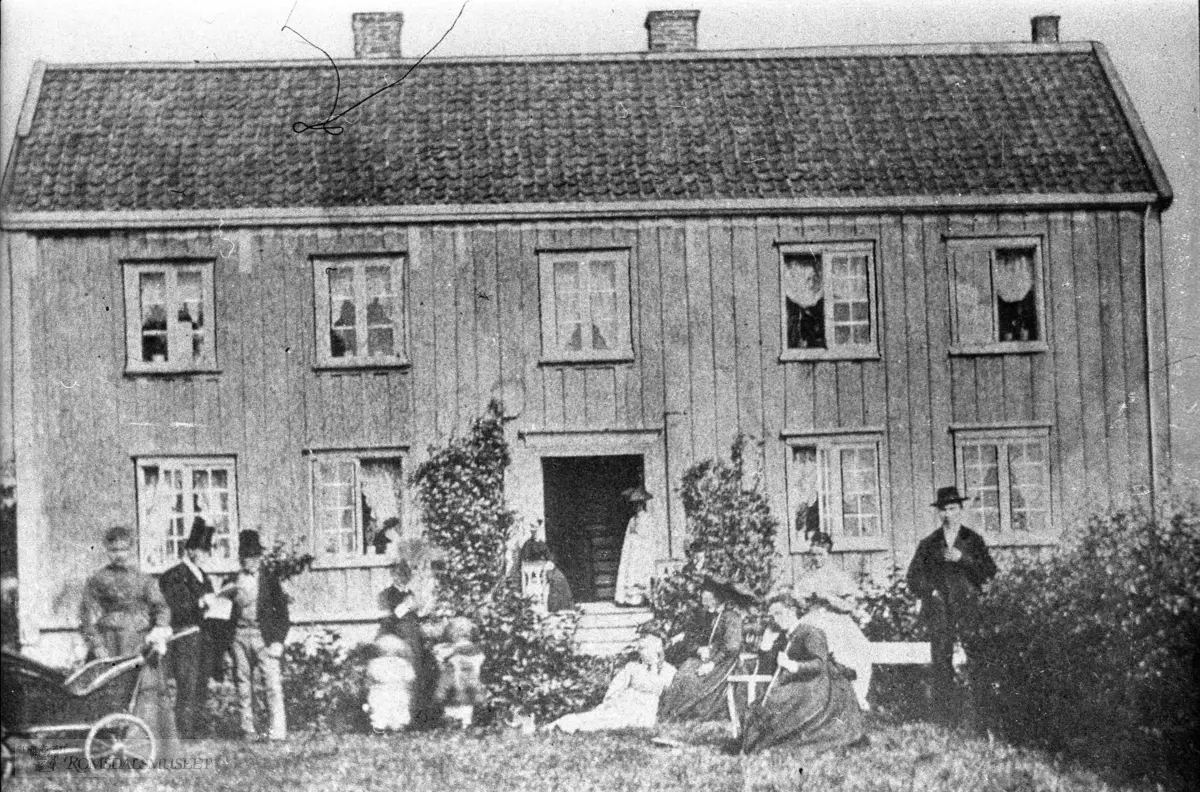 Slett@romsdalsmuseet -Romsdalsmuseet / DigitaltMuseum