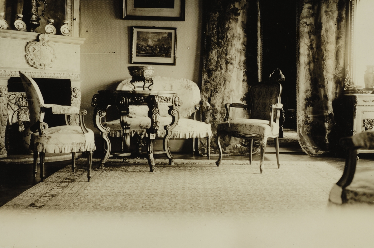 Interiørbilde fra Christian Thams' leilighet på 22 Place Vendôm, Paris ...