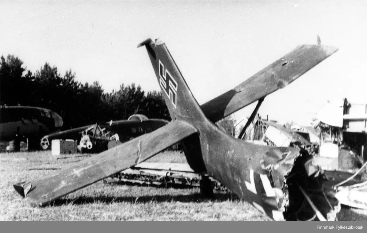 Vrakete tyske fly (Junkers Ju 87 var et tysk stupbombefly) ved ...