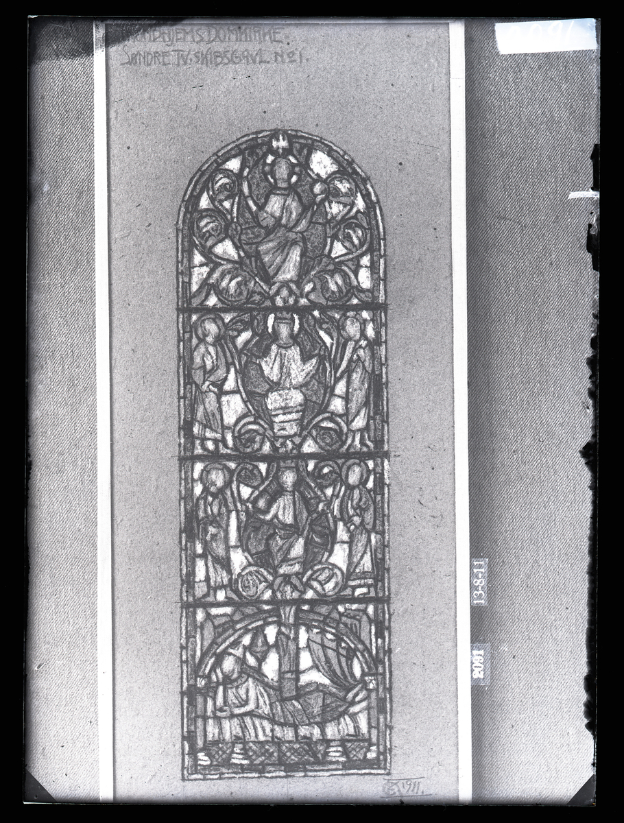 Arbeidstegning (pastelskisse) til nye glassmalerier i søndre tverrskip ...