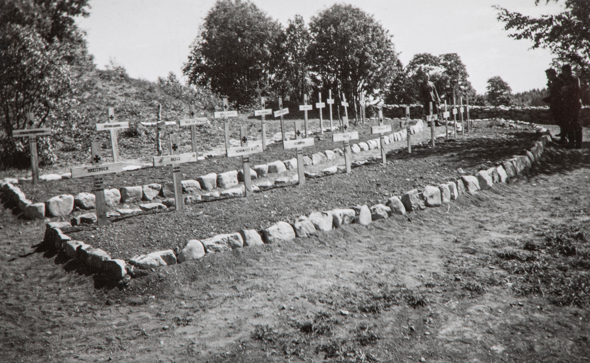 Vang H. Vang kirkegård, andre verdenskrig, tyske soldatgarver, -Anno ...